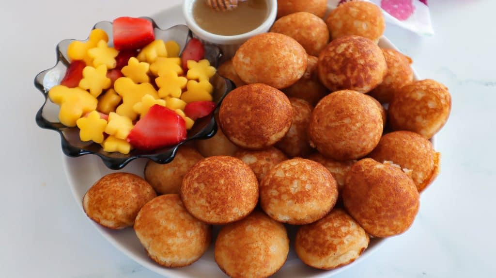 Vitumbua (Coconut Rice Pancakes) - Cooking With Claudy