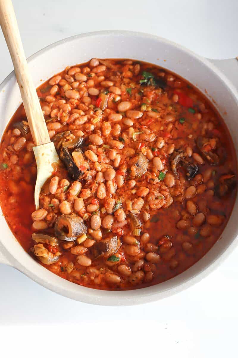 African Beans Stew - Cooking With Claudy