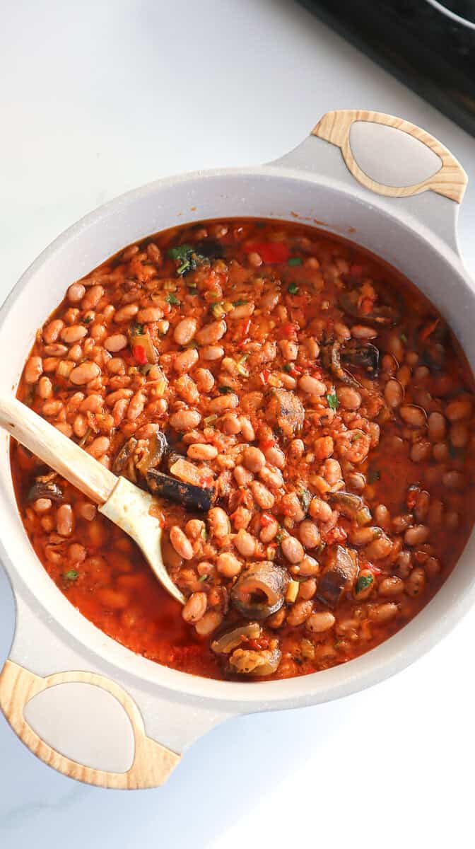African Beans Stew - Cooking With Claudy
