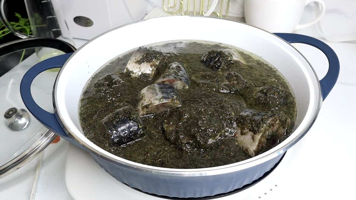 Mbongo Tchobi (Spicy Black Stew) - Cooking With Claudy