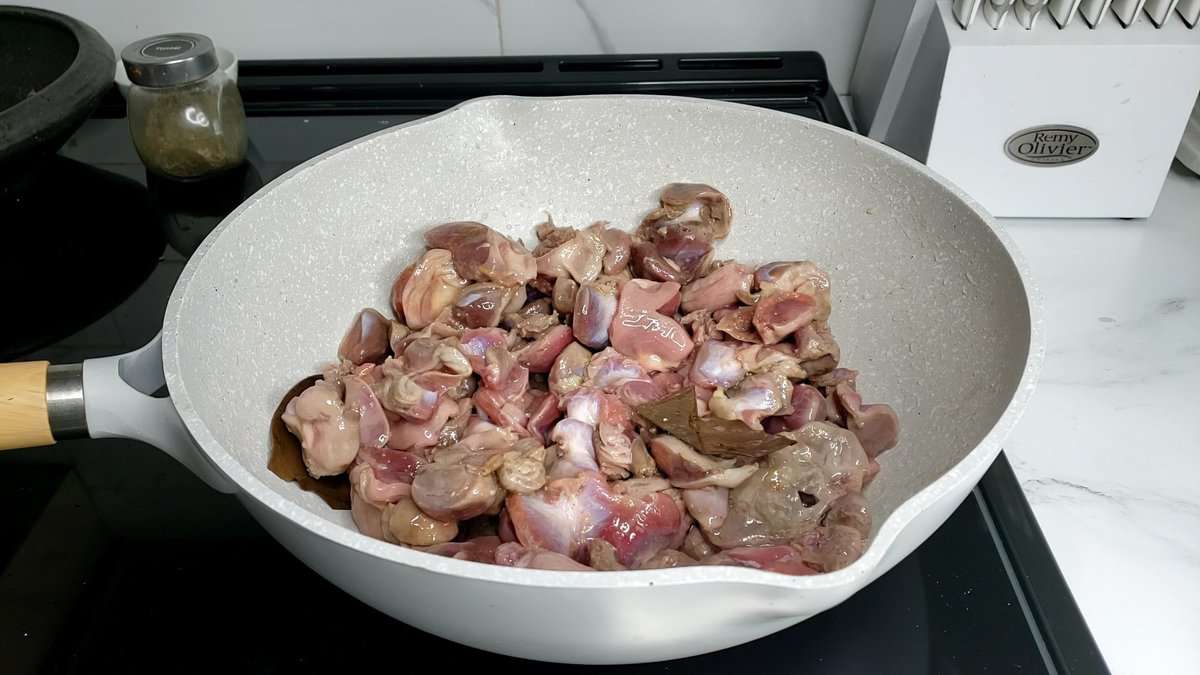 Peppered Gizzard - Cooking With Claudy