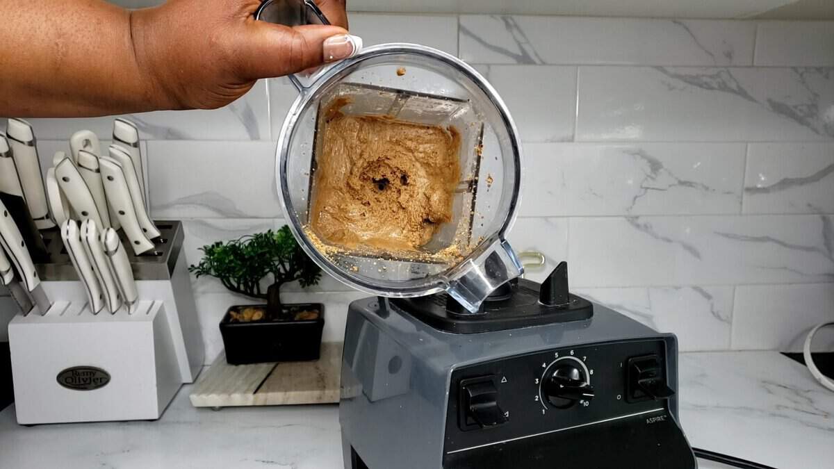 Groundnut Paste - Cameroonian Mboh - Cooking With Claudy