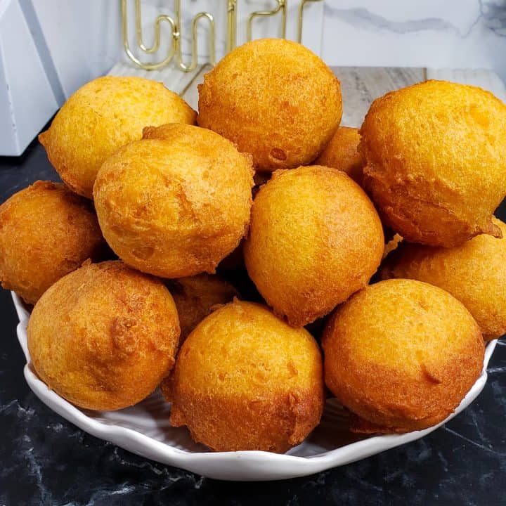 Crunchy Carrot Buns - Cooking With Claudy