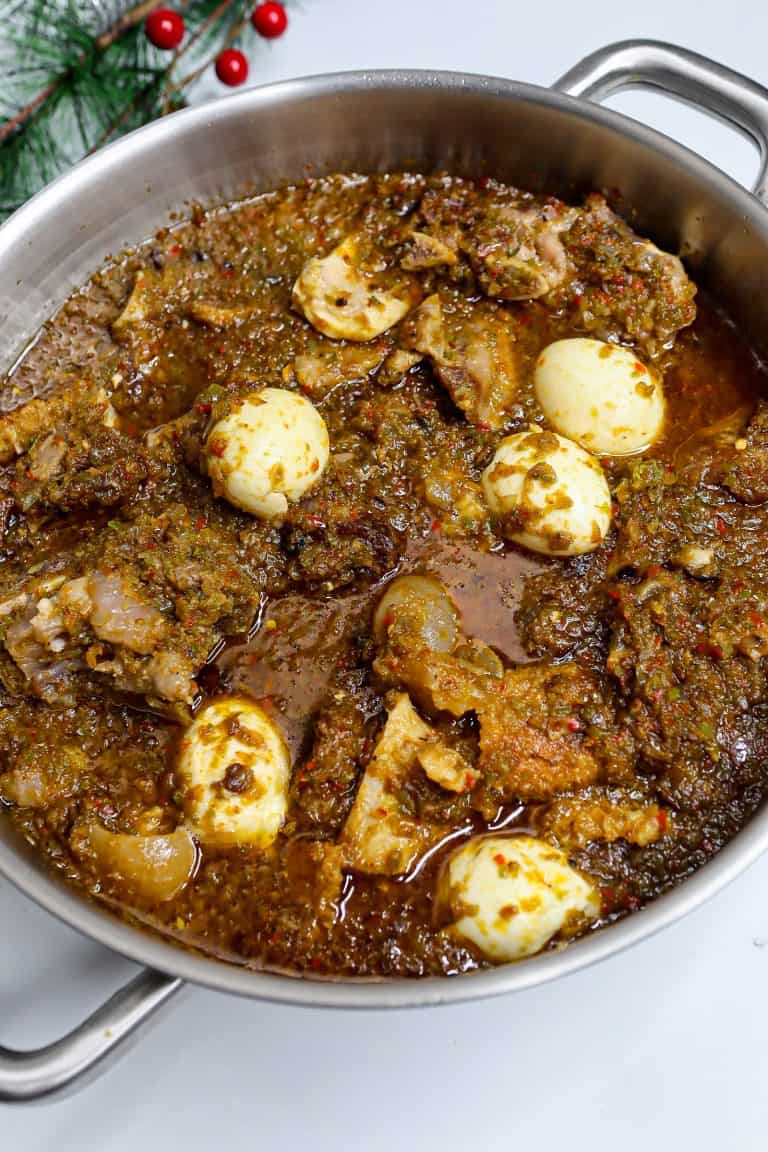 Ofada Stew (Ayamase Stew) - Cooking With Claudy