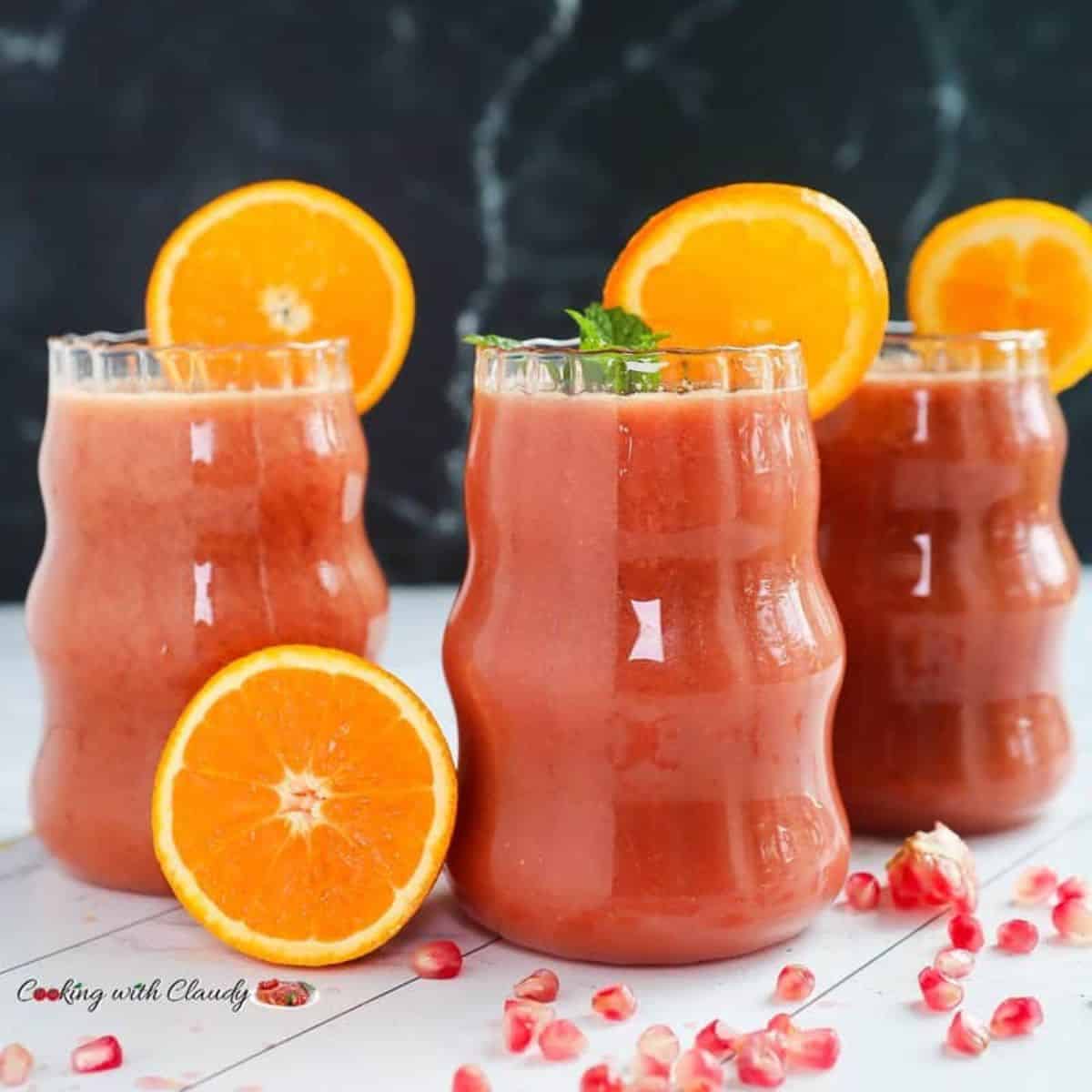 Orange and Pomegranate Juice - Cooking With Claudy
